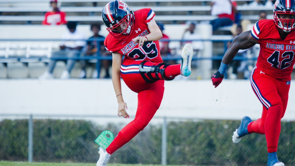 Jackson State University kicker breaks D1 HBCU barrier - HBCU Gameday