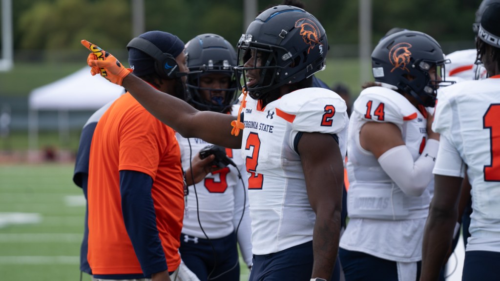 Virginia State rolls by Bowie State to remain perfect - HBCU Gameday