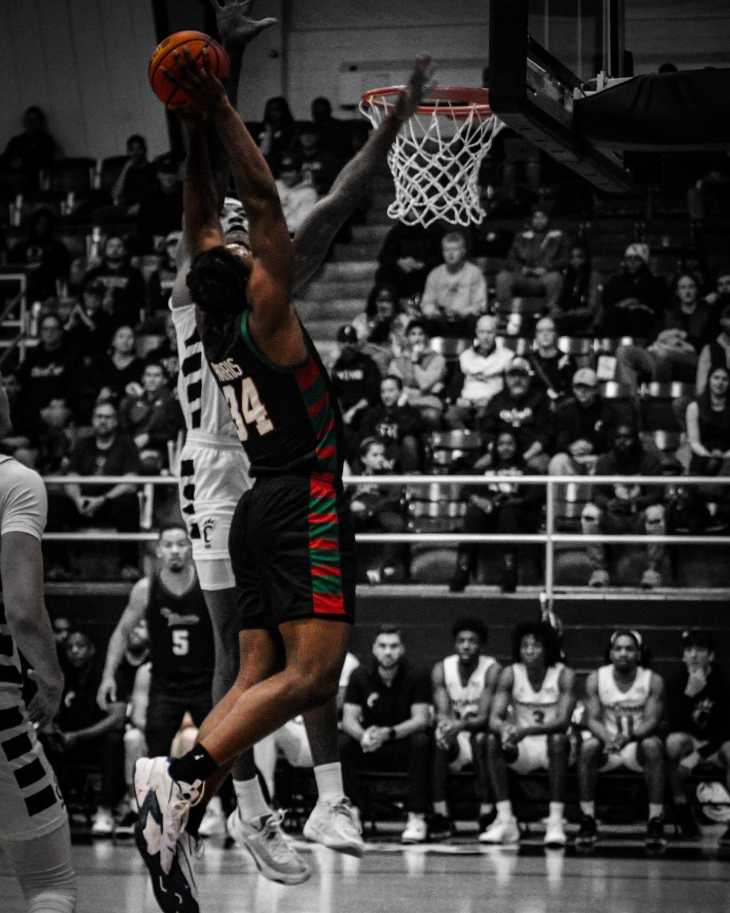 Howard MBB takes Cincinnati to overtime in a thriller at Burr Gym ...