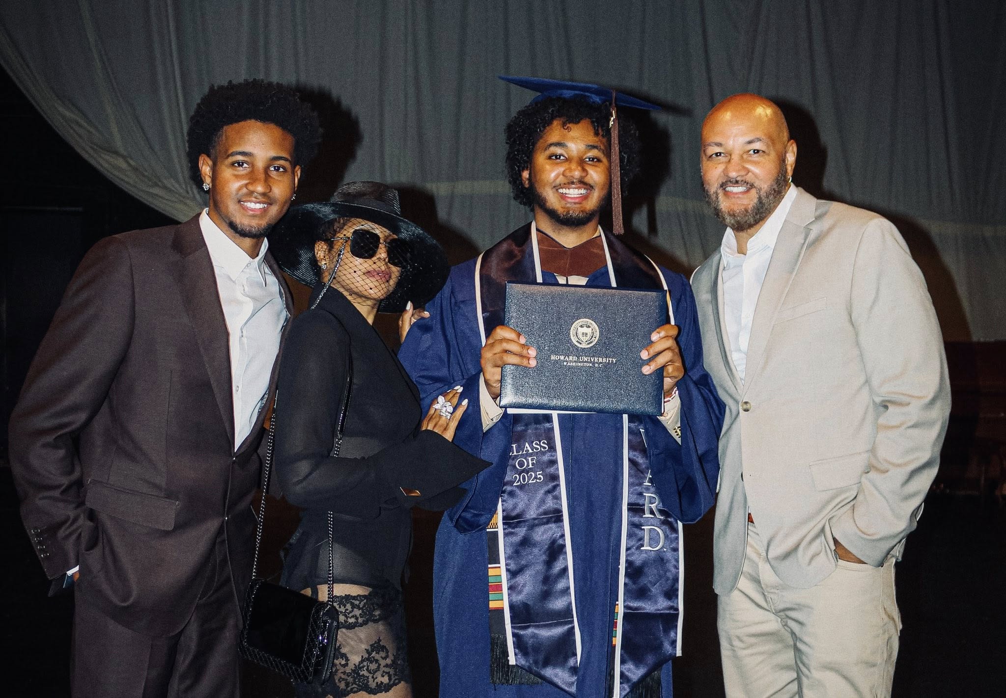 R&B icon stuns at son's HBCU graduation - HBCU Gameday